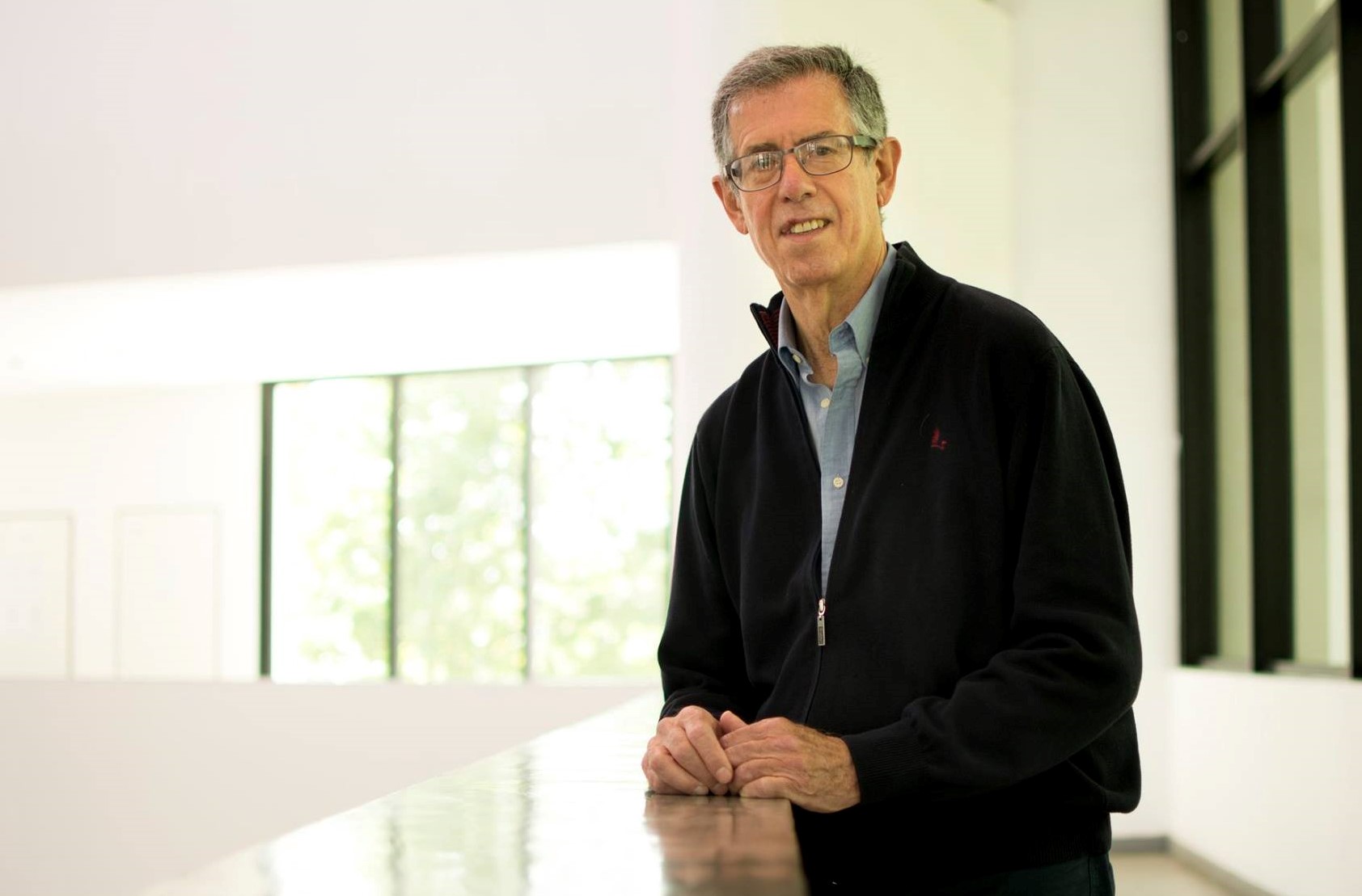 Pesar por el fallecimiento del Dr Luis Epele » UNLP